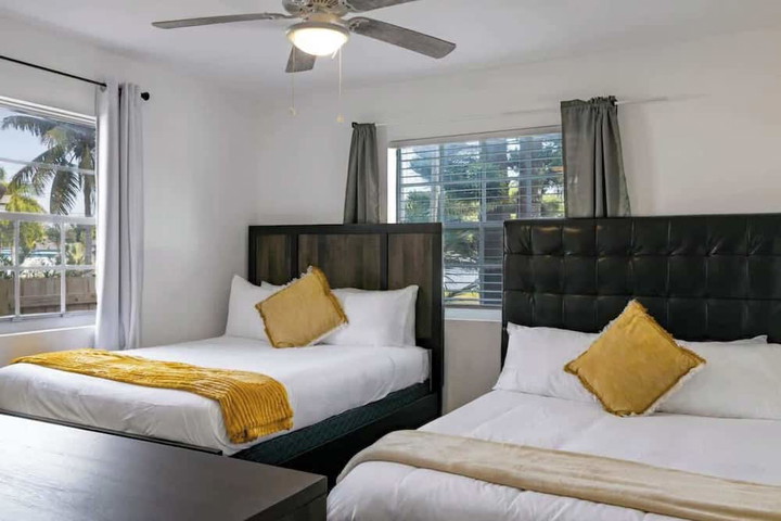 Casa Fillmore|4br|pool + Hot Tub + Bbq + Minigolf - Hollywood, FL