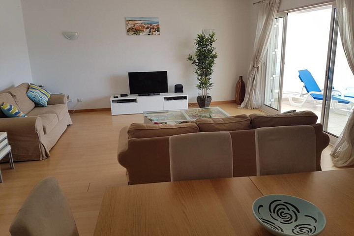 Appartement Spacieux à La Marina Avec Jolie Vue Sur Le Balcon, Proche De La Piscine, Wifi Et Tv Uk - Lagos