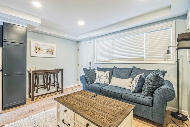 Wildwood 1 Bdr Condo, Pool, Ac, Wi-fi, Parking, Sleeps 4. Walk To Everything! - Wildwood, NJ