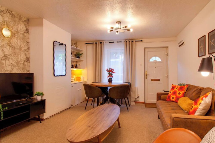 Stylish Victorian Terrace In Central Cambridge | Pass The Keys - Cambridge