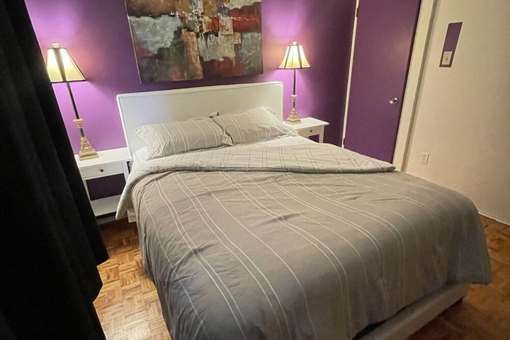 Cozy Shared Stay On The Corner Of Houde Drive. - Manitoba