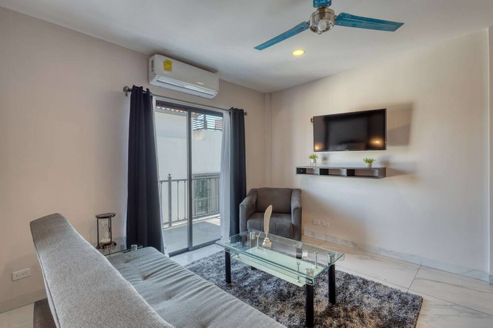 Amazing Apartment With Rooftop Infinity Pool, Gym, Central Ac, & Balcony - Cabo San Lucas