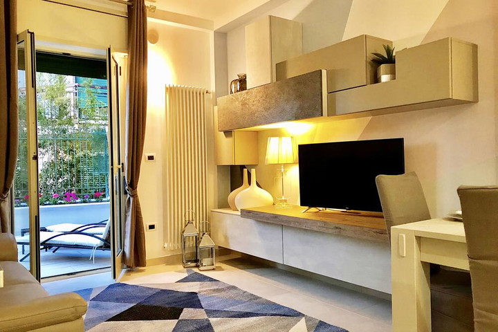 "Mottola Apartment" (Deluxe Apartment) - Tropea