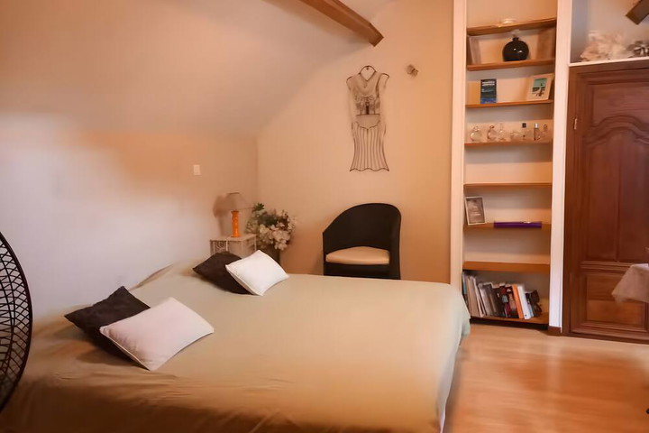Chambre Dhôtes « La Chambre De Geneviève Et Léonce » Avec Terrasse, Jardin Partagés Et Wi-fi - Abbeville