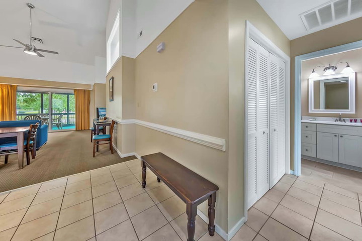New Bern Condo-waterfront, Pools, Hot Tub, & Family Fun! - New Bern, NC