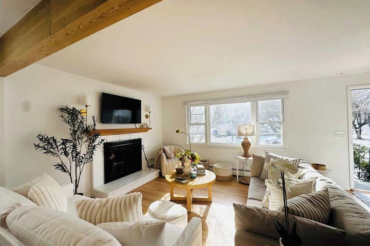 Cozy Cottage With Fire Pit, Near Beach, 1 Mile To Nyc Train - Bridgeport, CT