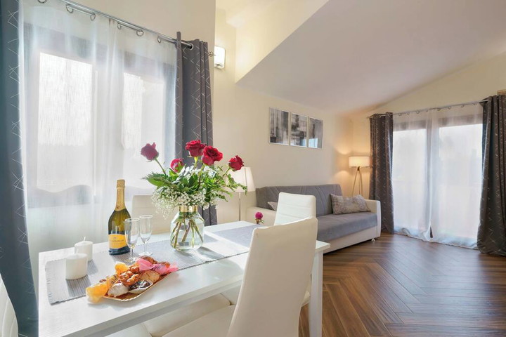 Apartment In Villa - Cagliari