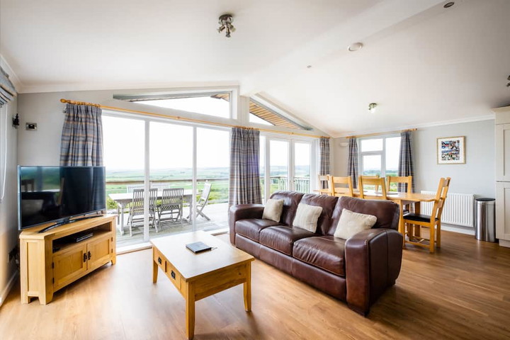 Coulthard -  A No Access Ramp That Sleeps 6 Guests  In 3 Bedrooms - East Neuk