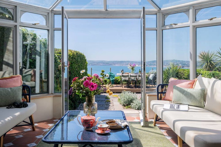 Vane Tower -  A House That Sleeps 10 Guests  In 5 Bedrooms - Brixham