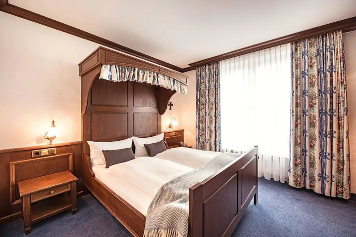 Recharge Near Lake Sorpe With Wellness & Cozy Comfort - Sundern