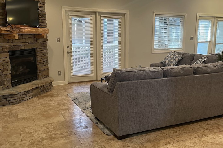 Elegant Mountain Townhome In Banner Elk - Banner Elk, NC