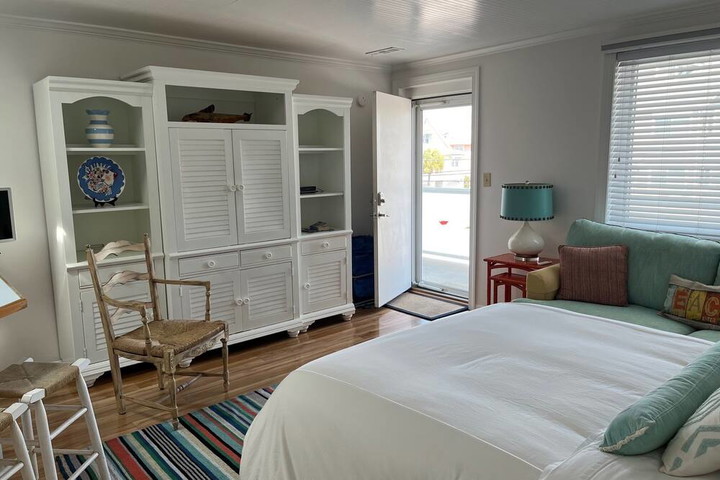 Prime Location And The Perfect Getaway For Two - Wrightsville Beach, NC