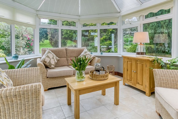 Gamdda Fawr -  A Hot Tub That Sleeps 8 Guests  In 4 Bedrooms - Moelfre