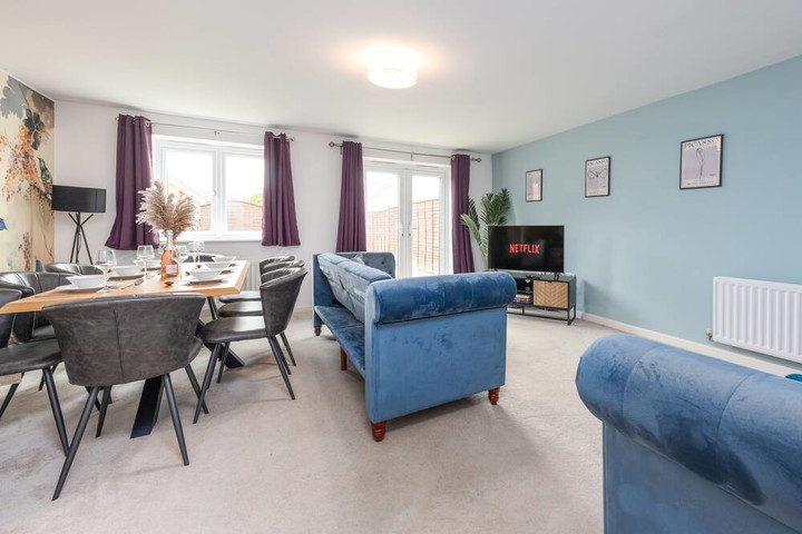 Contactors*hospital Staff*4 Bed*parking - Maidstone