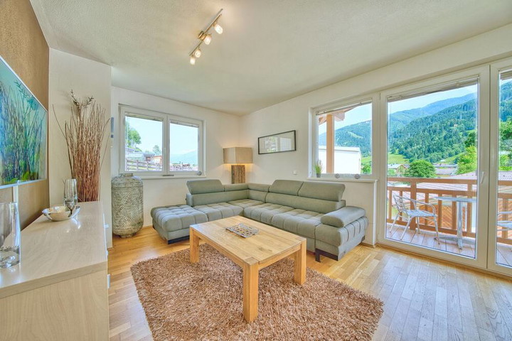 Sunny 2-bedroom Apartment In A Great Location - Kaprun