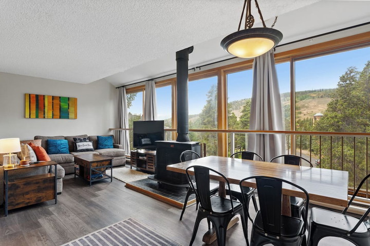 10 Minswalk To Lift, Huge Windows & Sliding Doors For Beautiful Mountain View - Colorado
