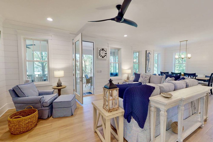 Luxury Bhi Retreat | Golf Views | 3 King Suites | Bhi + Shoals Clubs | Dog Friendly | Kayaks - Bald Head Island, NC