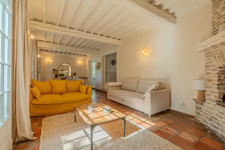 Villa Lelix Vineyards, Peace, Large Pool - Carpentras