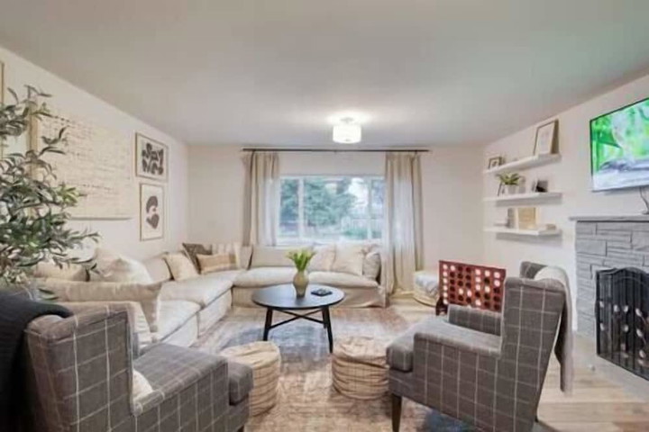 Spacious 5br/3ba Group Getaway, Pool & Ev Charger - Santa Rosa, CA