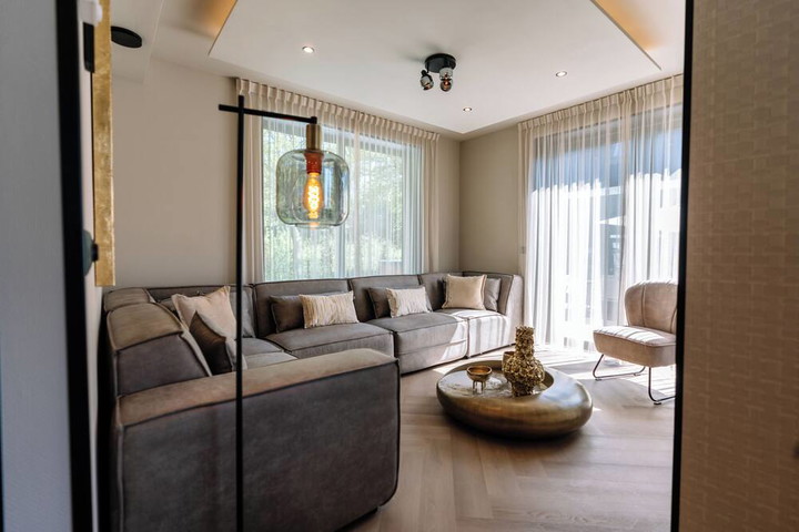 Luxury 10-person Villa In Waarland With 5 Bedrooms, Private Indoor Pool, Hot Tub, And Plenty Of Peace, Space, And Comfort. - Alkmaar