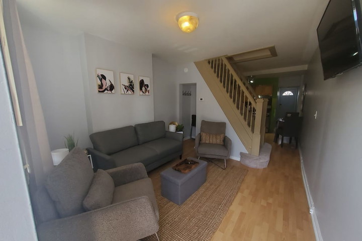 Cozy "Hospitality Suite" Centrally Located In Baltimore's Federal Hill Area - Baltimore, MD