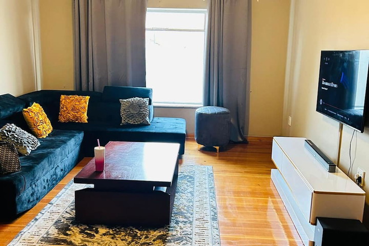 Cozy Stays 30km From Ortambo Within 10km To Restaurants, Malls And Goldreef Cty - Katlehong
