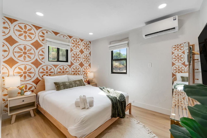 Modern 2br In Manitou Springs, Walk Downtown - Manitou Springs, CO