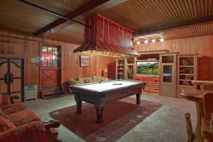 Kobey's Ski Lodge - Sleeps 33 - Theater Room - Game Room - Golf - Dogs Welcome - Pinetop-Lakeside, AZ