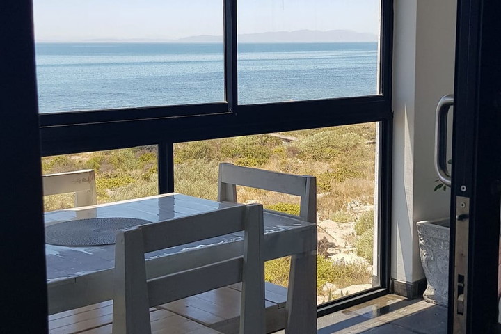 Beachfront Accommodation - Saint Helena Bay