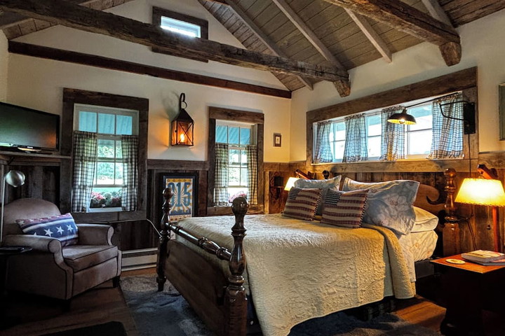 Loblolly Cottage - Enchanting Retreat Set Among Towering Pines. - Catskill, NY