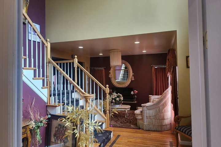 Delightful 5-bedroom House With Ac In Dix Hills Ny 11746 - Northport, NY