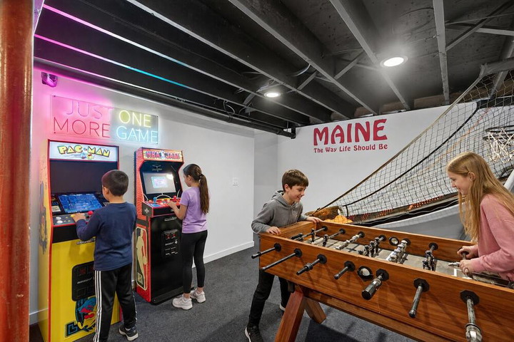 Kbunk Beach-golf Cart|movie Theater|hot Tub|arcade - Kennebunk, ME