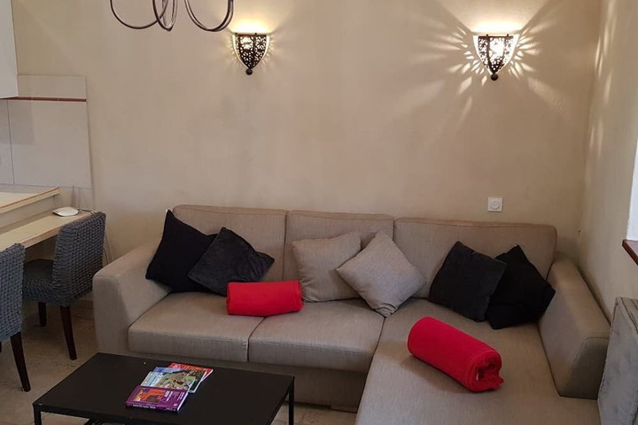Acogedora Casa, Barbacoa, Jardín, Acceso Directo A La Piscina Y Spa, Ideal Para La Familia - Narbona