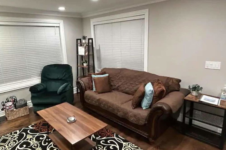 Promo 10% Weekly And 15% Monthly! Jacuzzi, King Beds, Easy Access To Dt Chicago! - Countryside, IL