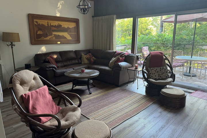 Marchez Jusqu'au Village Et Au Quai. Vue Sur Le Lac, Accueillant 3bdr, 2ba, W / Grand Grenier. Sommeil 10 - Lake Arrowhead, CA