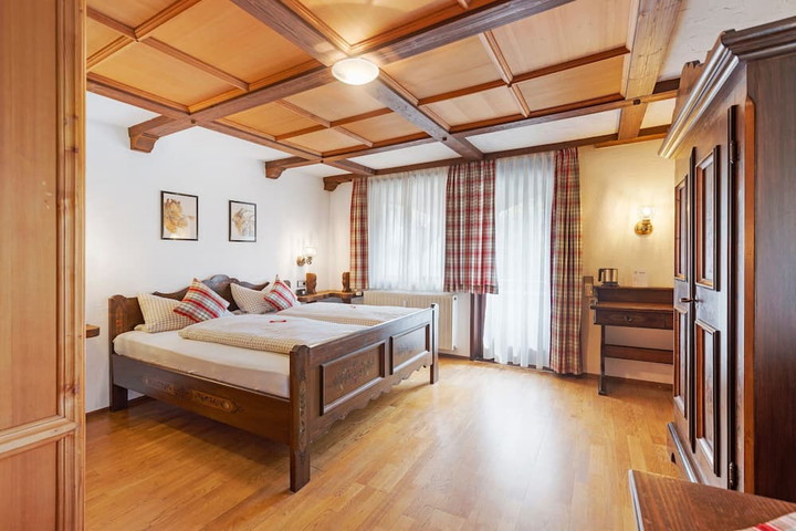 Grande Chambre Double Avec Jardin Commun, Balcon Et Wi-fi - Schramberg