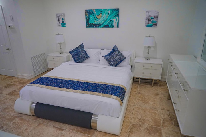 Private Resort Fort Lauderdale - Coral Springs, FL