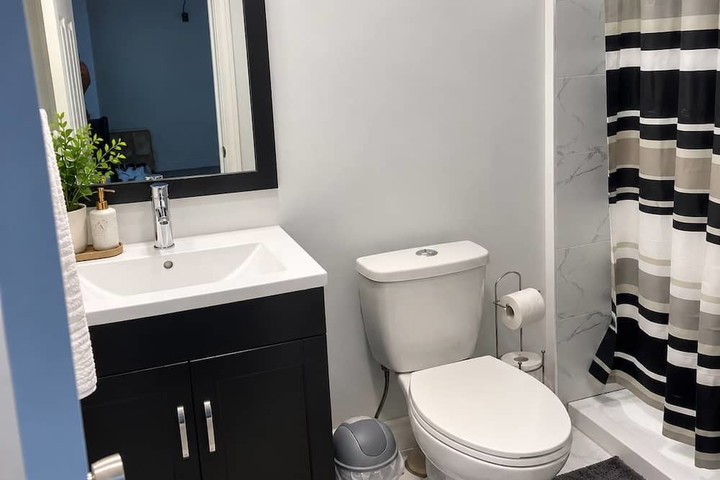 Basement Studio In Mississauga - Oakville