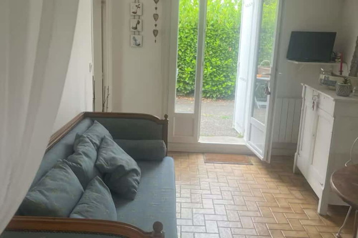 Petite Maison De Charme Très Calme Proche De La Plage Entierement Renovée Pour 2 - Châtelaillon-Plage