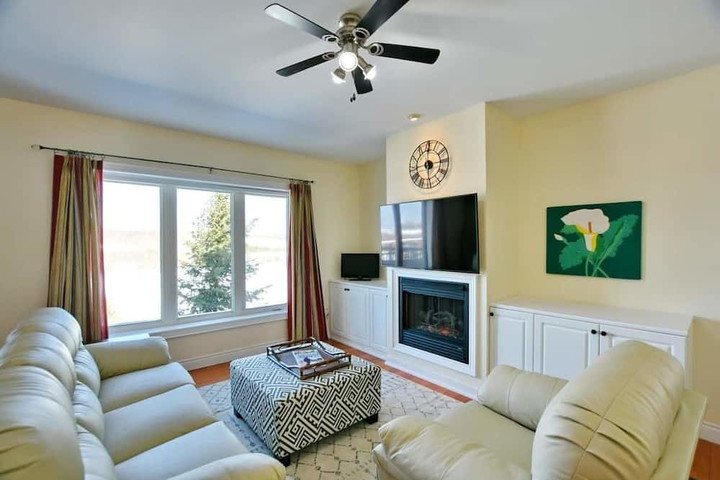 Grand Luxury Cottage By Blue Mountains With Pool And Hot Tub - Thornbury