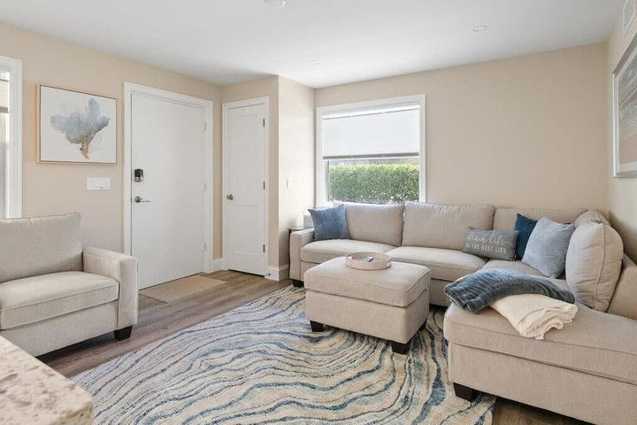 2br Marco Island Condo With Pool, Wifi, Kitchen, And Heated Outdoor Pool. - Marco Island, FL