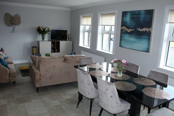 Enjoy The Breathtaking View Which You Relax At The Aran View Lodge - Doolin