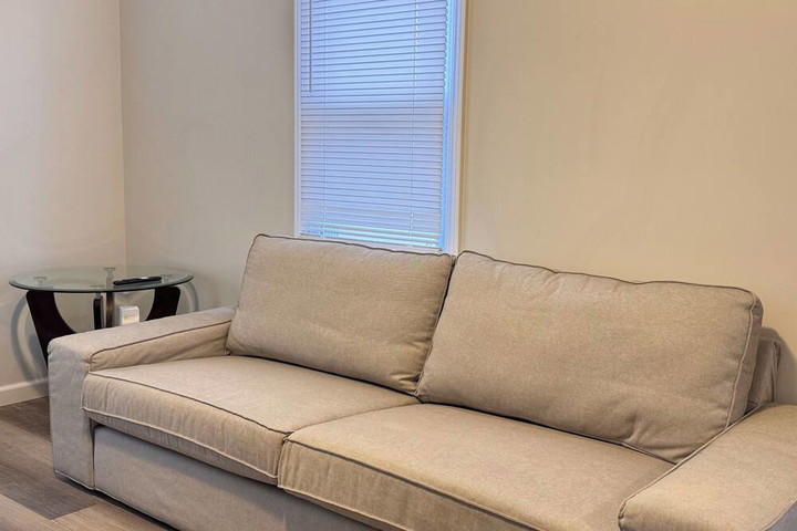 Freshly Renovated 3-bedroom House With Ac In Charming Kenosha - Kenosha, WI