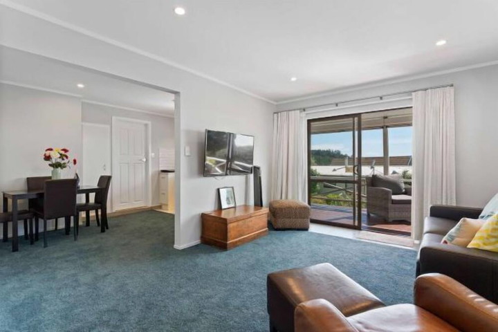 Onemana Retreat - Sea Views - Whangamatā