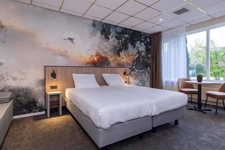 Enjoy Scenic Drenthe From A Serene Room Close To Cbk Groningen - Drenthe