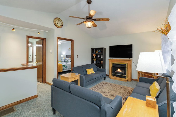 Welcome To Relaxing On The Cumberland Your Perfect Cozy Escape - Kentucky