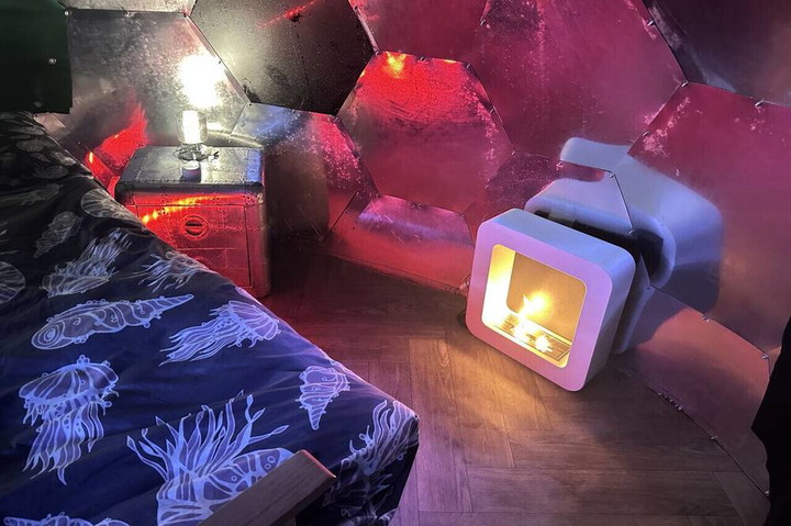 Cosy Off-grid Stargazing Dome In The Jurassic Coast With Optional Hot Tub & Sauna - Honiton