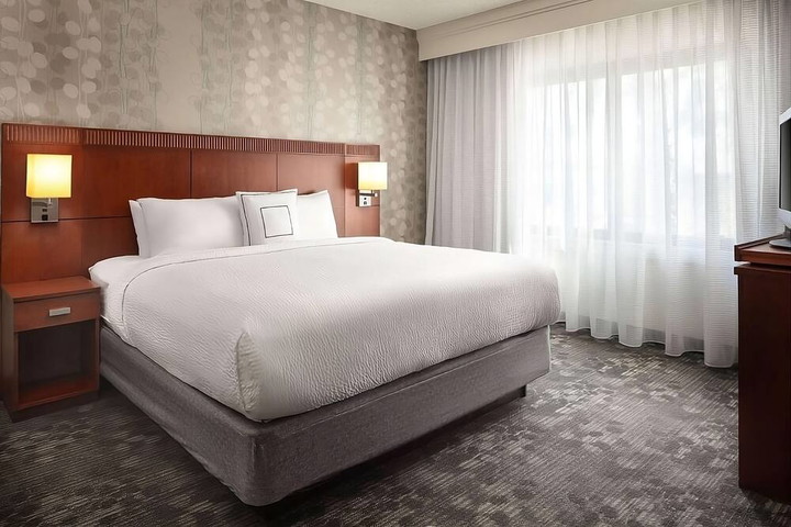 The Perfect Getaway!  Explore Socal & Laguna Hills In Style! - Irvine, CA