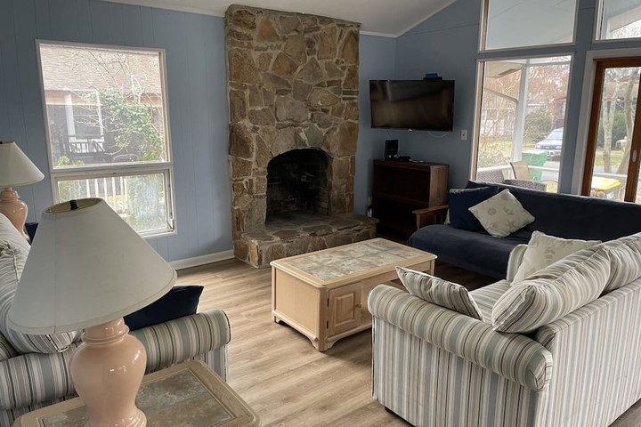 Private Beach House 2 Blocks From The Sand With Incredible Outdoor Living Space! - Rehoboth Beach, DE