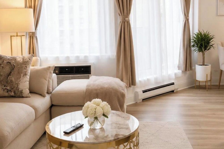 Modern 3br Fireplace Gym Lounge - Queens, NY